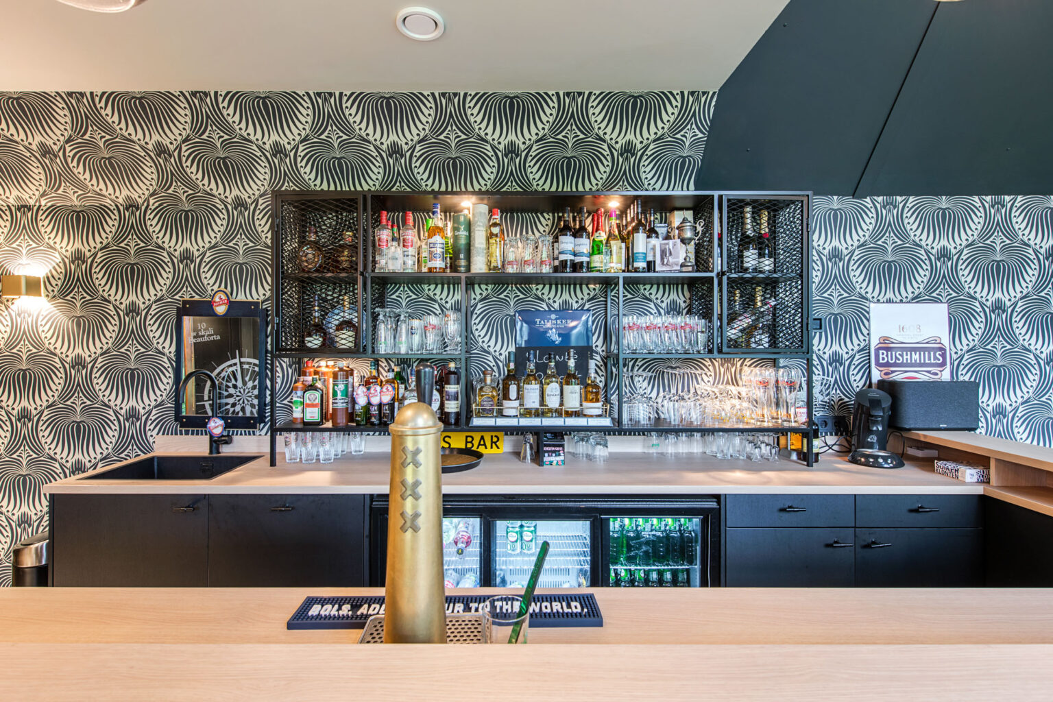 Bar inrichting – Nijland Interieur & Meubelmakerij